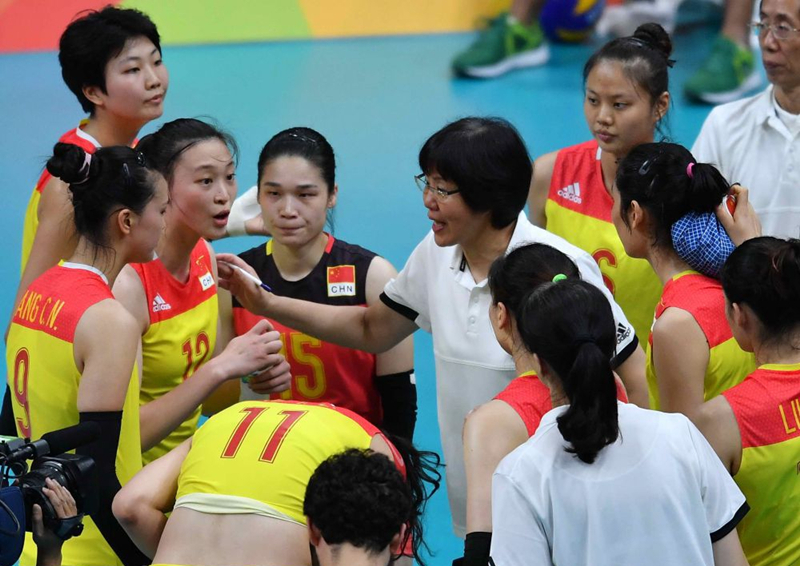 奥运女子排球中国女排战胜塞尔维亚夺冠